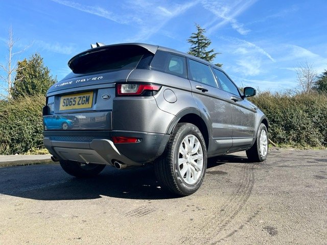 Used LAND ROVER RANGE ROVER EVOQUE 2015 Grey in Wingham, Kent ...