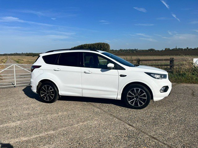SOLD - Used FORD KUGA 2018 White in Wingham, Kent | Southern Motion Ltd